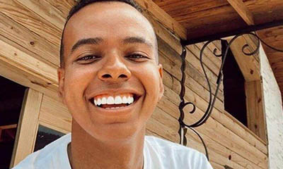 Cantor gospel Jotta A sai do armário e recebe apoio dos fãs